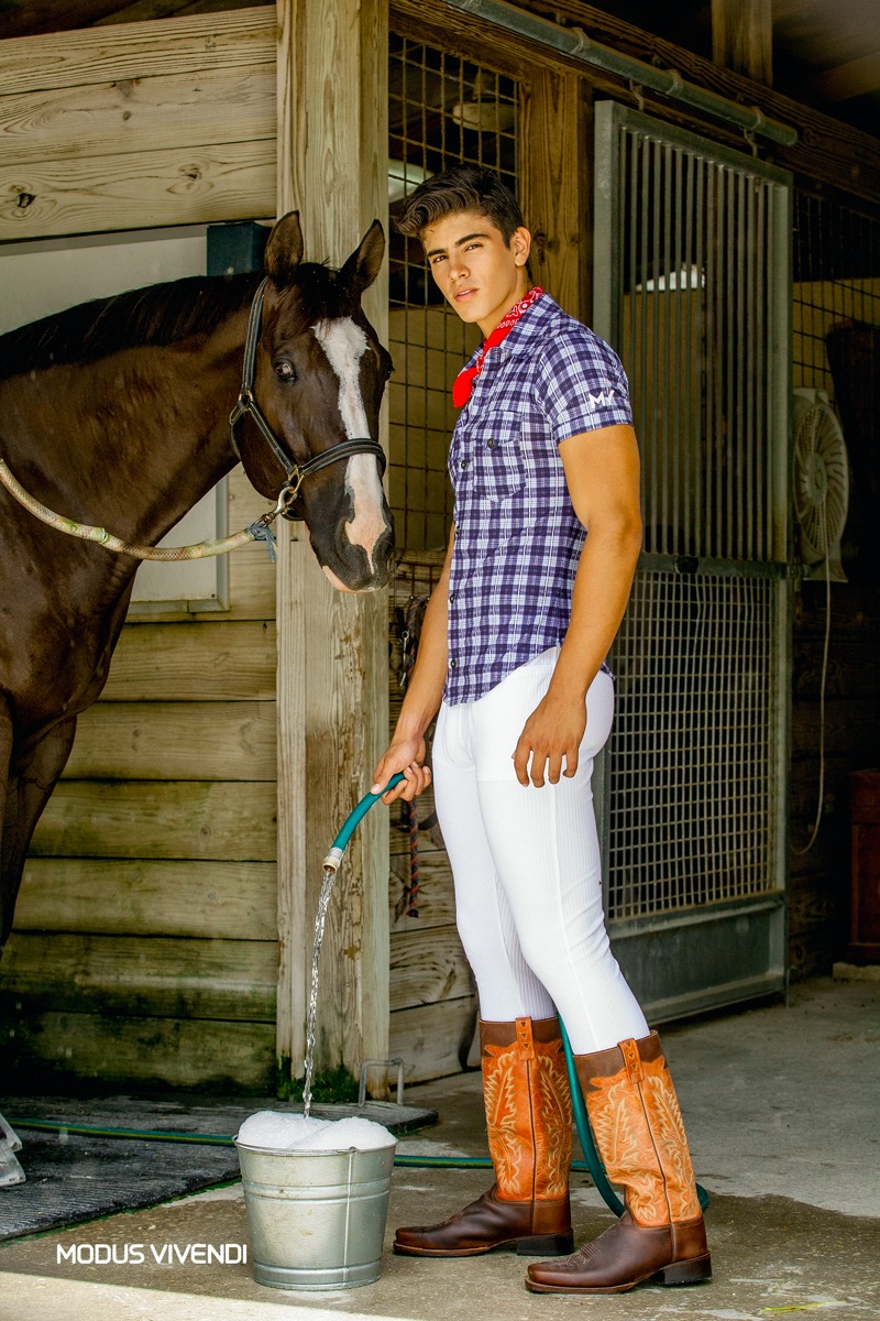 Modus Vivendi Launches the Jeans Line – Underwear News Briefs